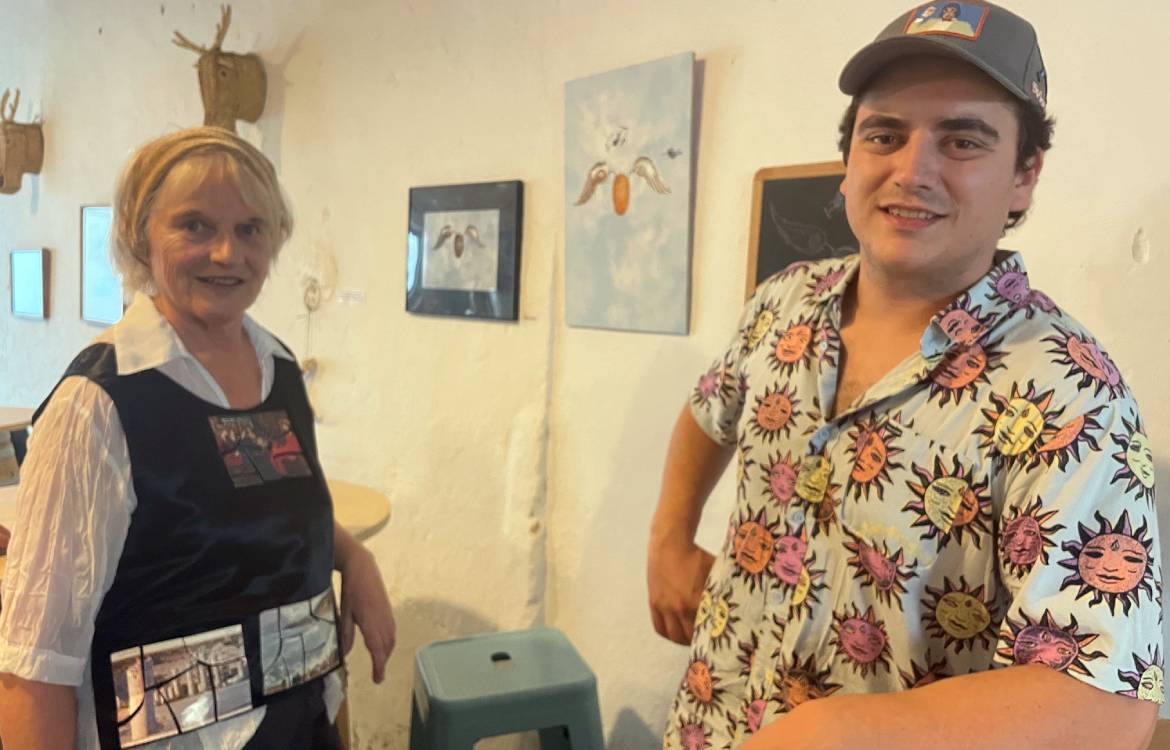 Inauguración de la exposición "Patat'Art" de la artista italiana Ida ...